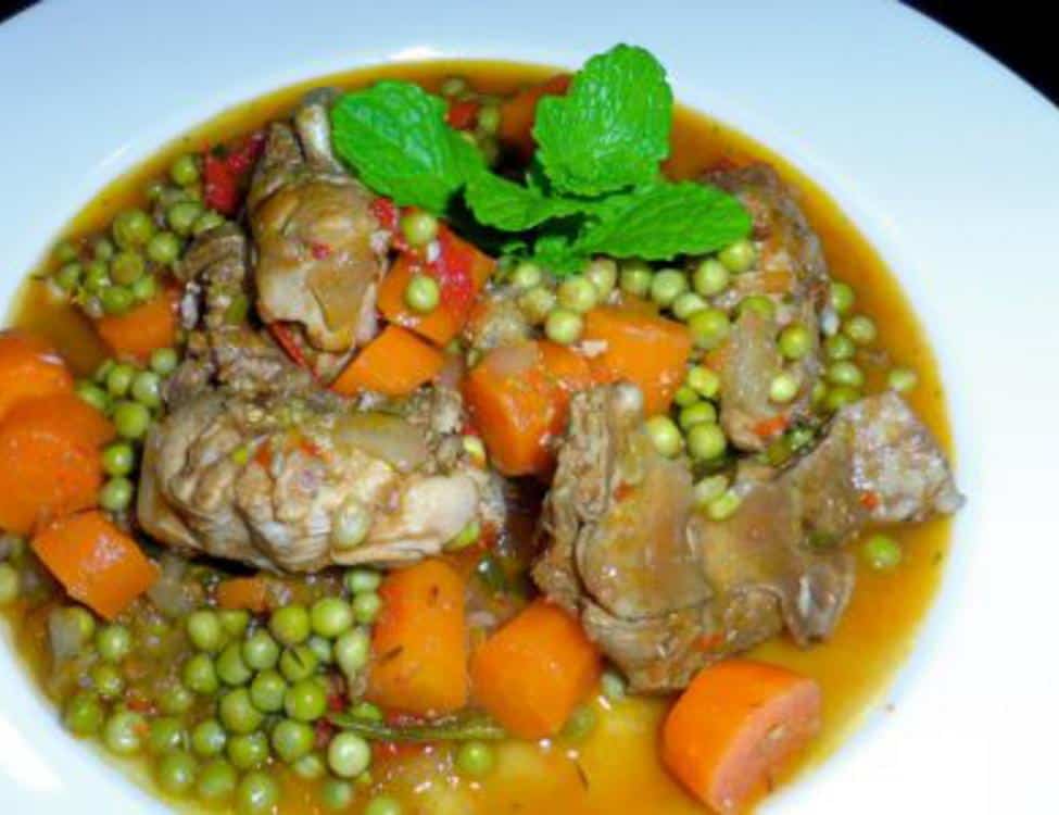 Coelho Estufado com Ervilhas - Petiscos.com - Receitas, Gastronomia e ...